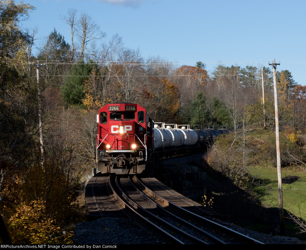 CP 2266 Leads F13 at Frankfort